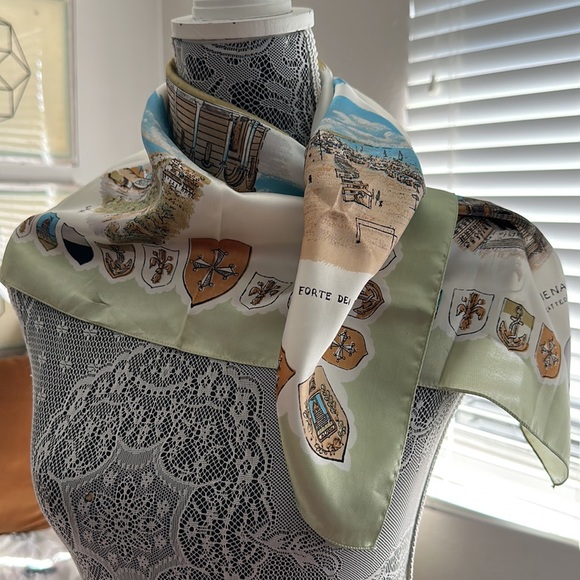 Accessories | Vintage Italian Souvenir Square Scarf With Historic ...